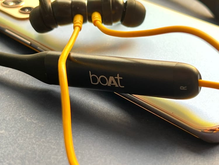 Boat Rockerz 330 Pro Review:1,499 रुपये में 60 घंटे बैकअप वाला एक ...