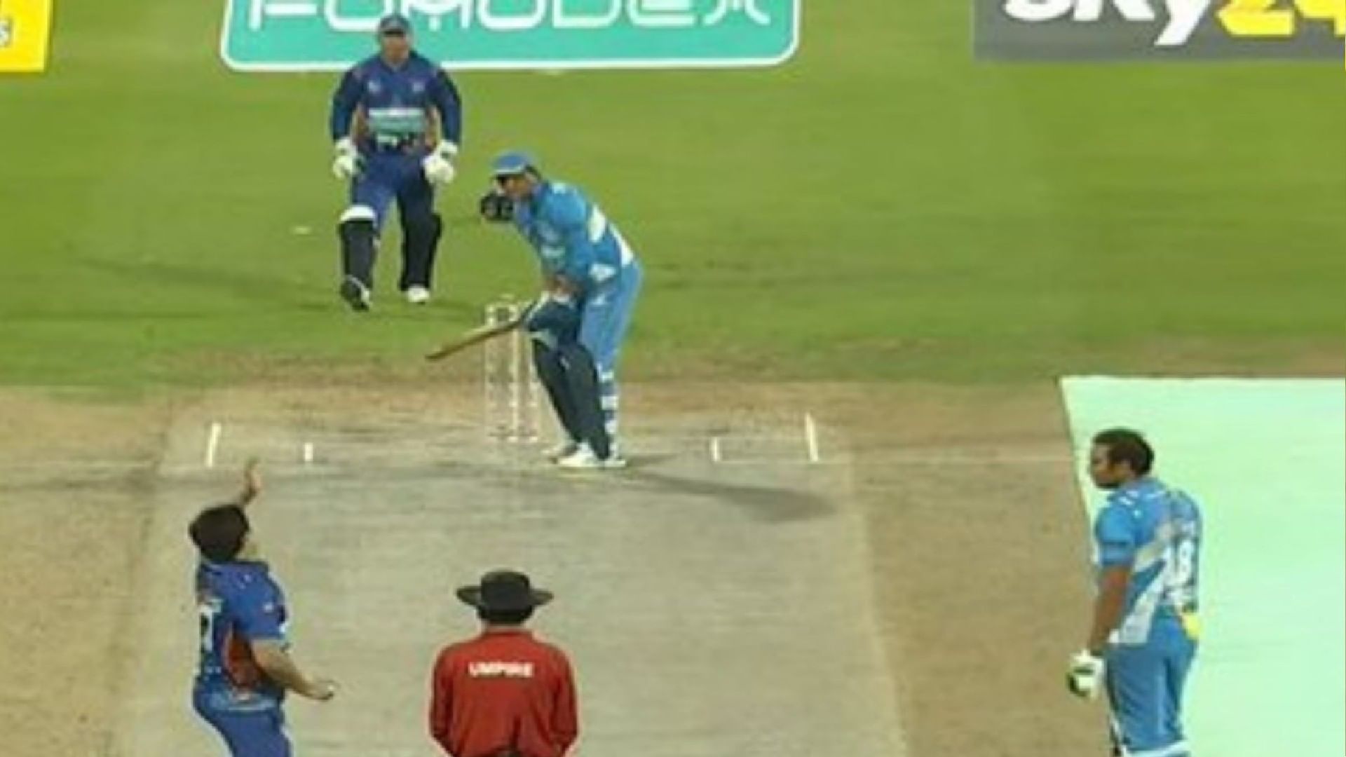 Uae Friendship Cup 2022 Mohammad Azharuddin Batting With Son Mohammad ...