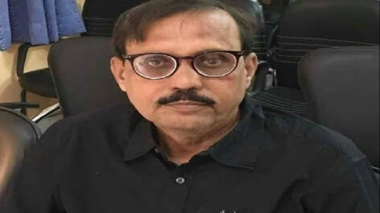 Prayagraj: Suryakant Tripathi Nirala's Grandson Dr. Amresh Tripathi ...