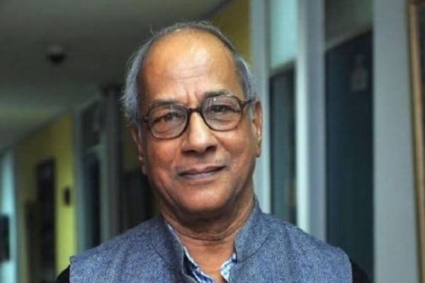Manglesh Dabral Poem Yeh Number Maujud Nahi Hai - Amar Ujala Kavya ...