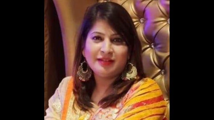 सोशल मीडिया:ये आँखें तय करेंगी अब हमारी - Jyoti Azad Khatri Ye Aankhen ...