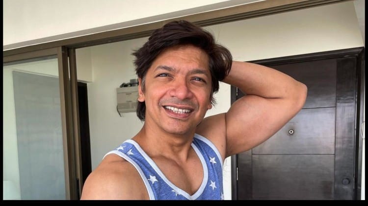 Shaan:'जस्टिफिकेशन देने की जरूरत तो नहीं...', ईद पर टोपी पहनकर बधाई ...