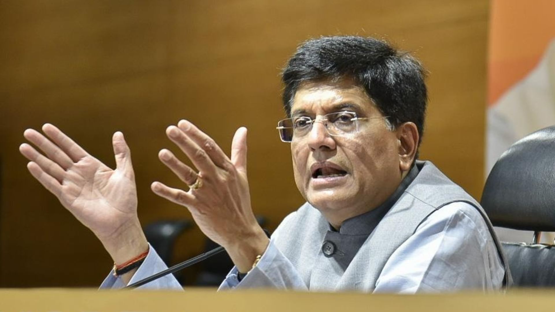 Union Minister Piyush Goyal Attends Special Screening Of Randeep Hooda ...