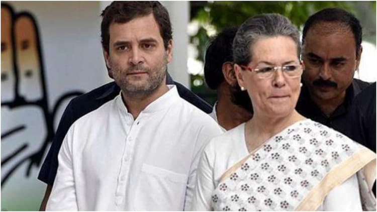 Amethi: Only Two Women Could Become The Mp From Amethi Seat. - Amar ...