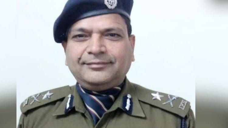 Paper Leak Case: Ips Officer Jp Singh, Who Was The Chairman Of The ...