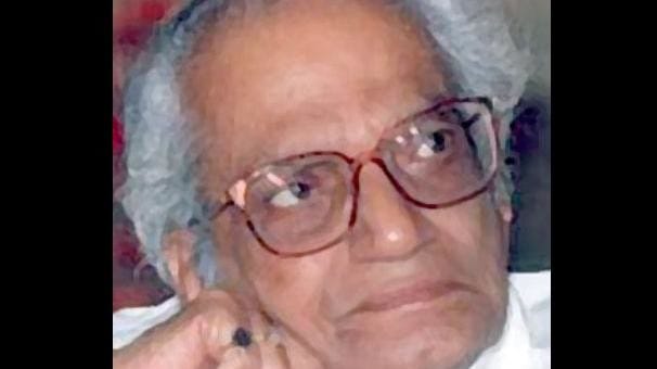 Hindi Poetry:नरेश मेहता की कविता 'माँ' - Naresh Mehta Hindi Kavita On Mother - Amar Ujala Kavya