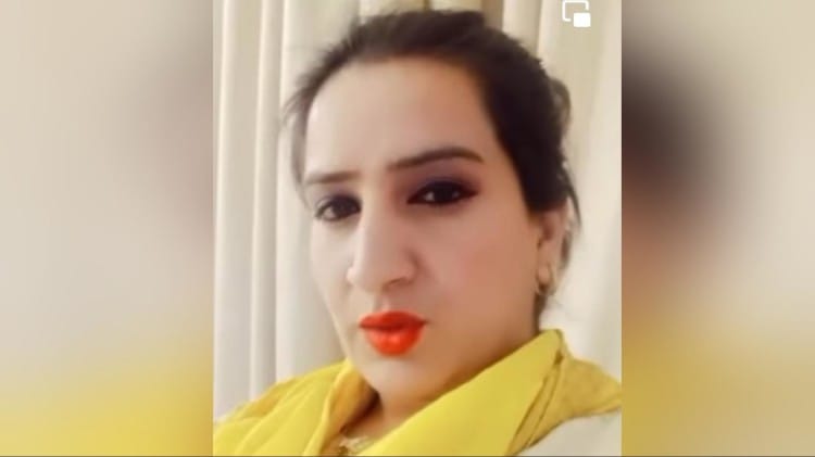 Kashmiri Tv Actress Murder:शूटिंग के नाम पर बाहर बुलाकर मारीं अमरीन को ...