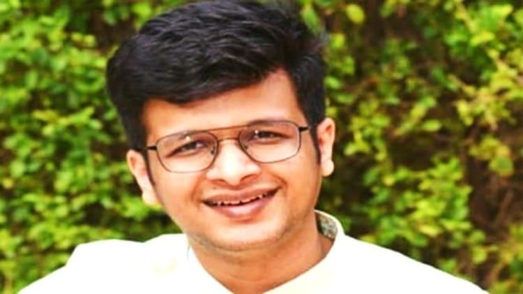Upsc Civil Service Final Result 2021 Agra Saksham Goyal Got 27th Rank ...