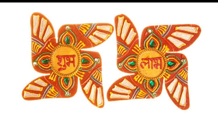शुभ-लाभ और स्वास्तिक का क्या होता है महत्व, जानिए इसे अंकित करने पर ...