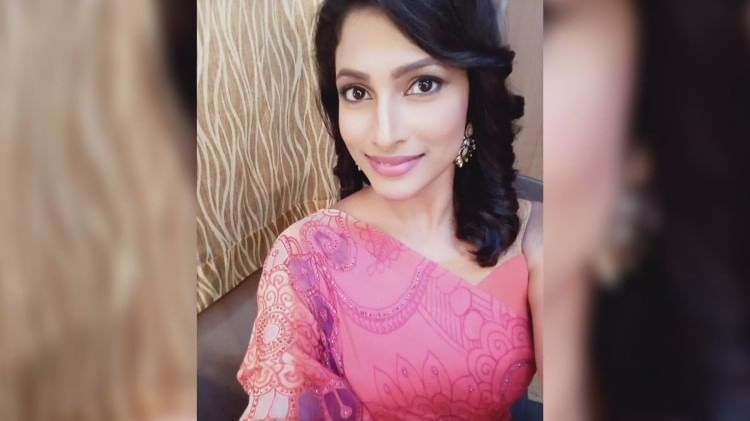 Nayannah Mukey:नयना को मिला शी ब्यूटी अवार्ड 2022, बेटियों के स्वालंबन ...