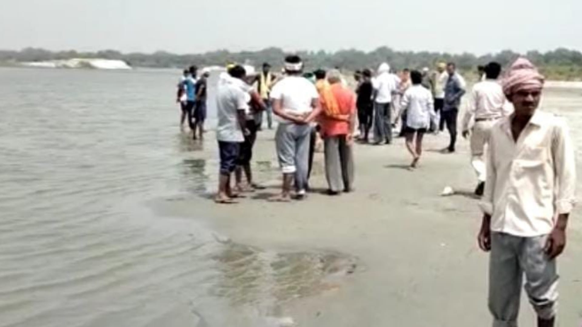 Two Got Drowned In Ganga River In Lalganj Raebareli. - Amar Ujala Hindi ...