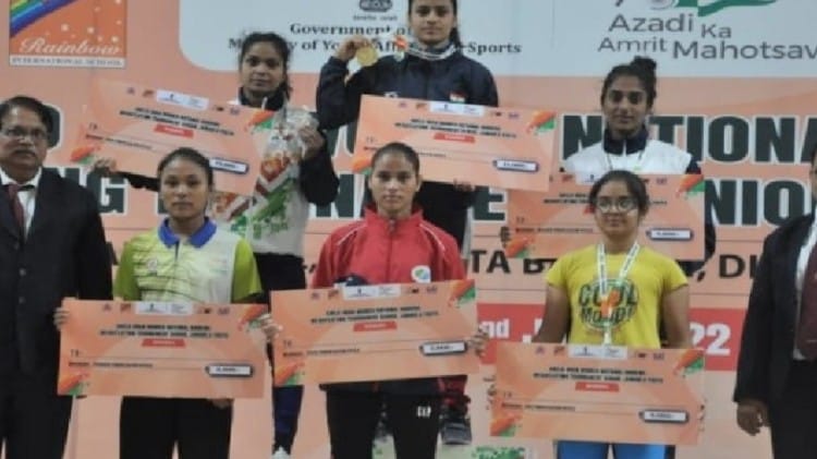 Weightlifting Competition:पहली राष्ट्रीय इनामी वेटलिफ्टिंग प्रतियोगिता ...