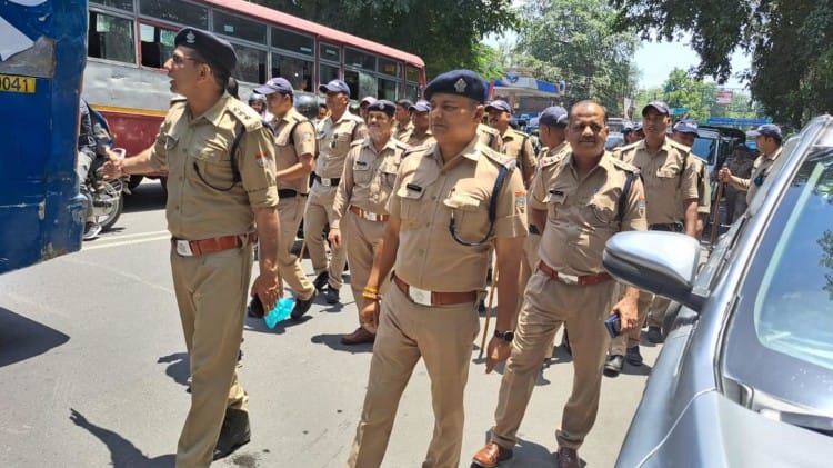 Hello Police:'एक बच्चे की हत्या हो गई है', तीन घंटे तक परेशान रही पुलिस ...