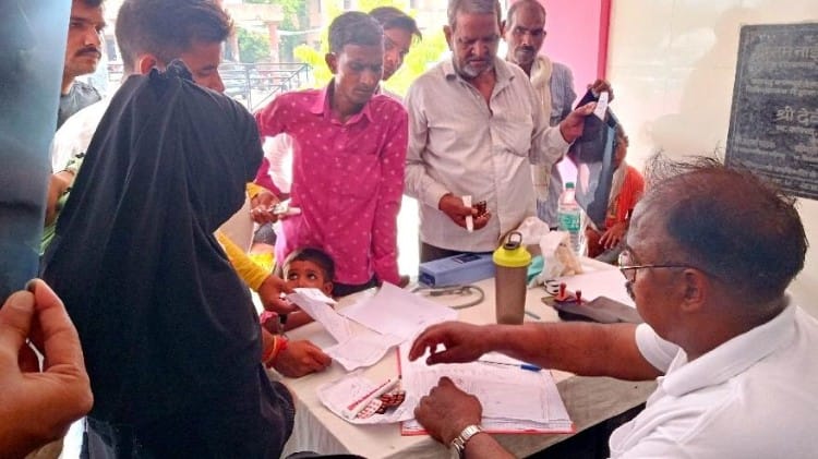 Inconvenience In Hospital:ट्रामा सेंटर में अचानक गुल हुई बत्ती, डॉक्टर ...