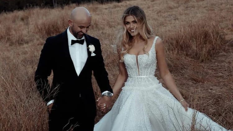 Australian Off Spinner Nathan Lyon Gets Married To Emma Maccarthy ...