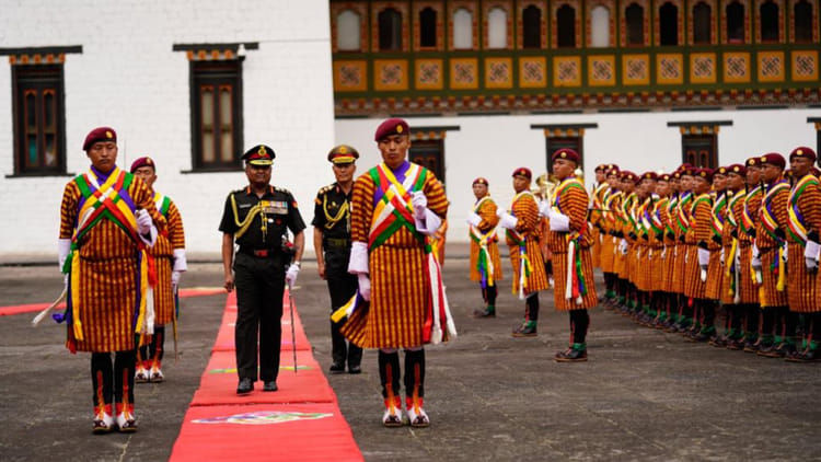 Army Chief Meets Bhutan King In Thimphu Focus On Further Boosting ...