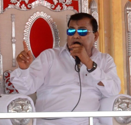 नारायण साकार हरि ने सत्य के मार्ग पर चलने की नसीहत दी। - Narayan Sakar Hari - Aligarh News