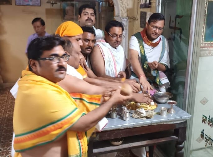 धूमधाम से मनाया गया पार्श्वनाथ स्वामी का मोक्ष कल्याणक - Parshvanath ...