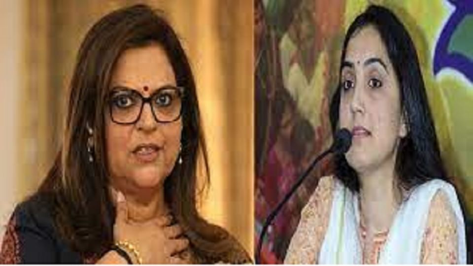 Sc Reserves Order On Tv Anchor For Clubbing Of Fir - Amar Ujala Hindi News Live - Navika Kumar ...