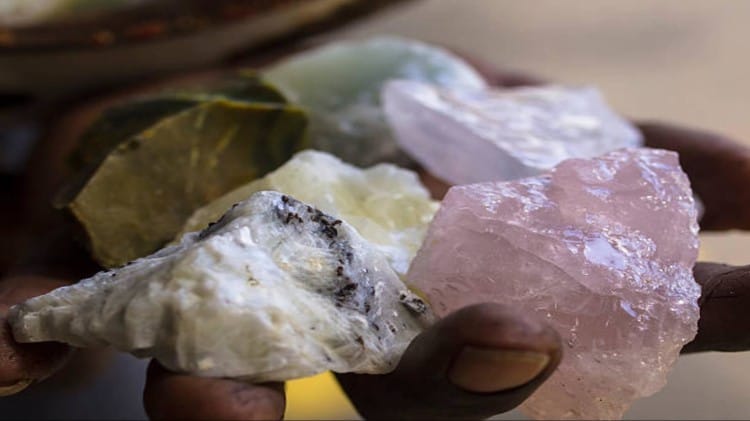 Gemstone Benefits:सफेद मूंगा पहनने से होते हैं कई लाभ, जानिए कब और कैसे ...