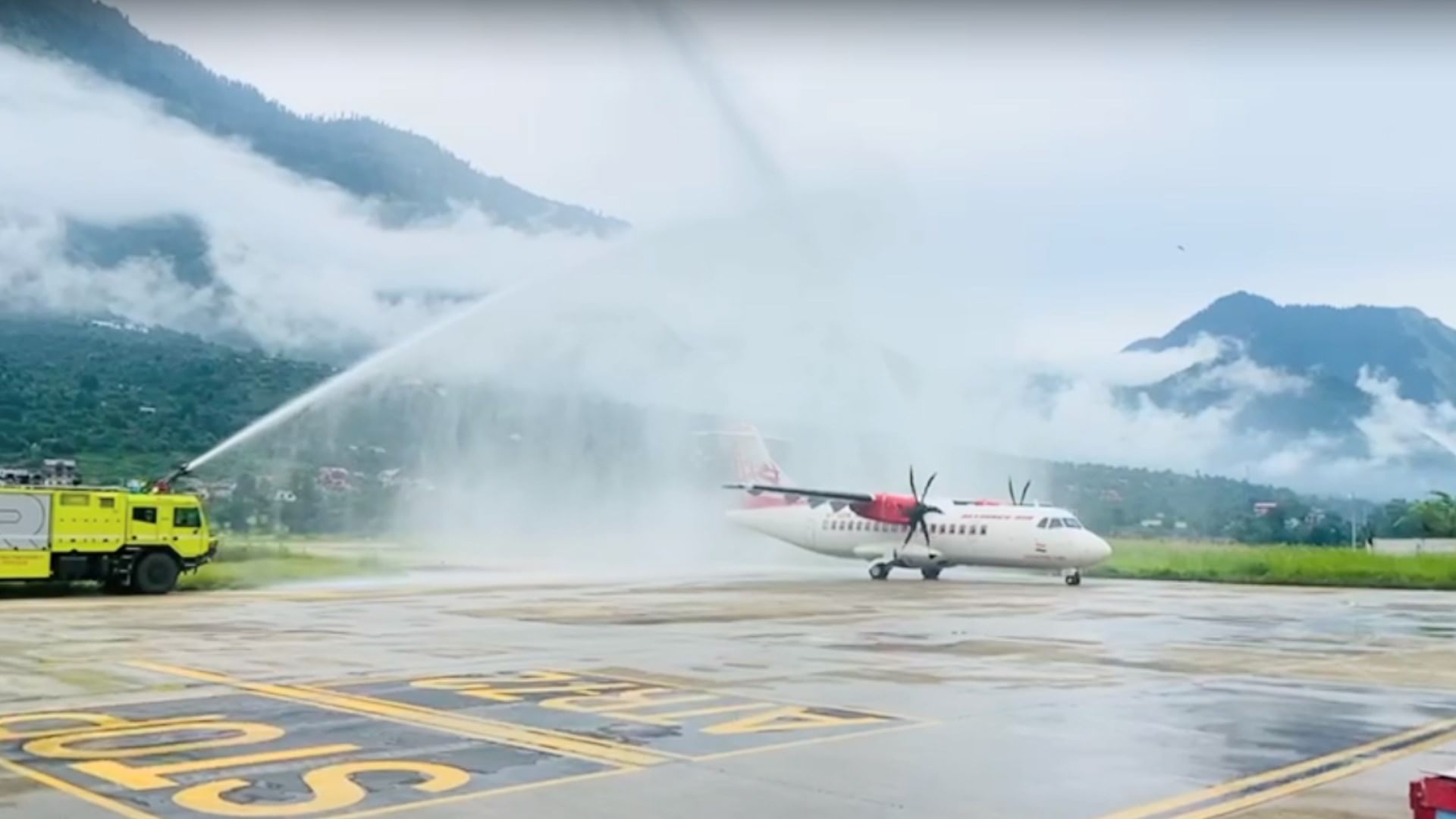 A Decade Later A 42 Seater Airplane Landed At Himachal's Bhuntar ...