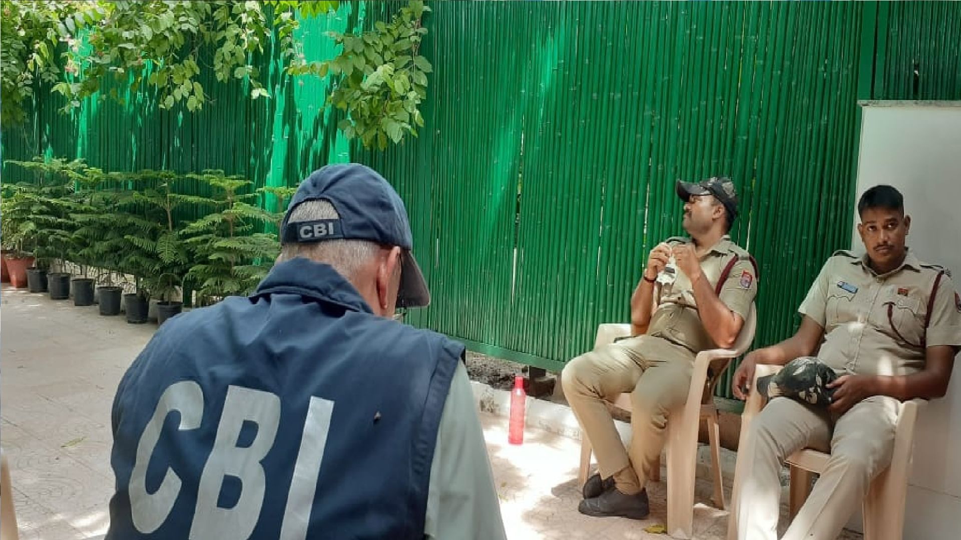 Cbi Raids Bengal Education Department In Teacher Recruitment Scam - Amar Ujala Hindi News Live ...