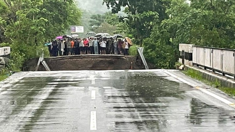 Heavy Rainfall: Traffic Will Be Possible On The Bridge After Four Days ...