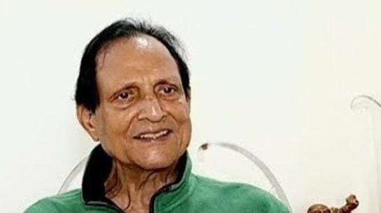 Sawan Kumar:बॉलीवुड के मशहूर प्रोड्यूसर-डायरेक्टर सावन कुमार टाक का ...