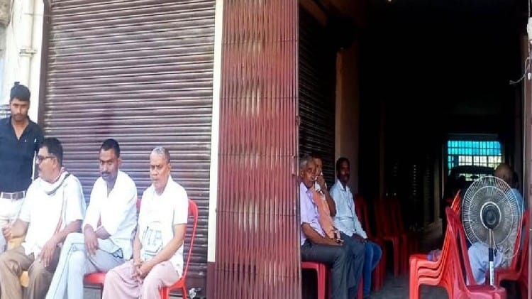 Cm Yogi Osd Death:ईमानदारी के चलते सीएम योगी के विश्वासपात्र थे मोतीलाल ...