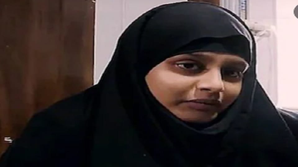 Shamima Begum:isis दुल्हन शमीमा बेगम को कनाडा का जासूस ले गया था सीरिया ...