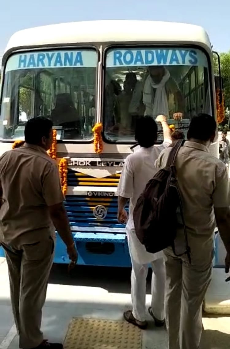 New Bus Stand Inaugurated After 20 Months - Fatehabad News - 20 माह बाद ...