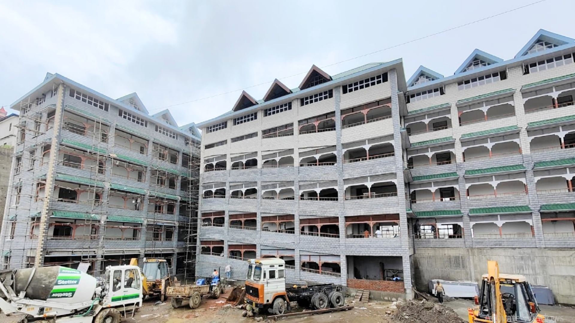 Himachal's First Atal Adarsh Vidyalaya Is Ready In Marhi - Amar Ujala ...