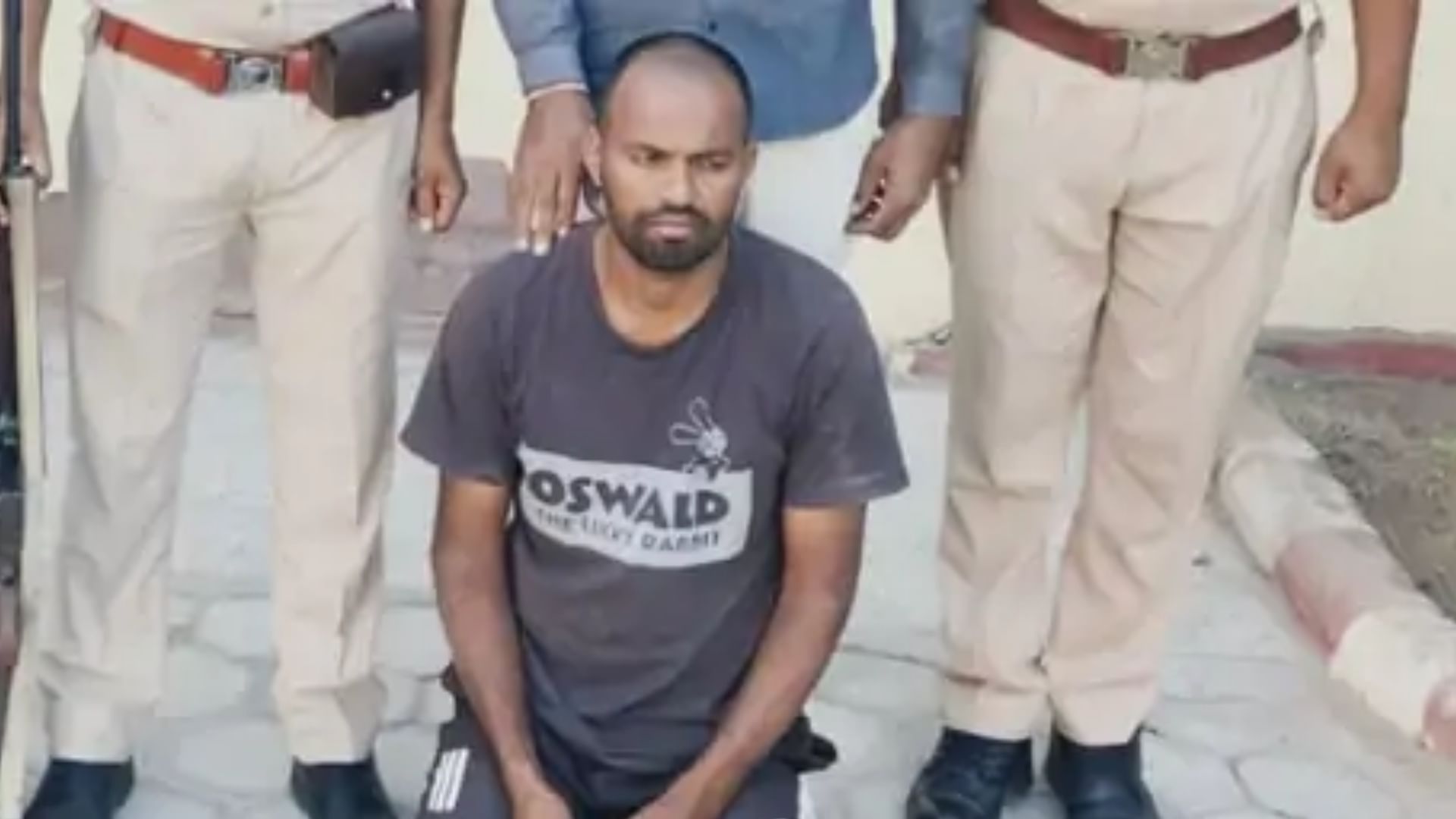 Bsf Jawan Cheated Nagaur Youth In The Name Of Dgp Ml Lather - Amar Ujala Hindi News Live ...