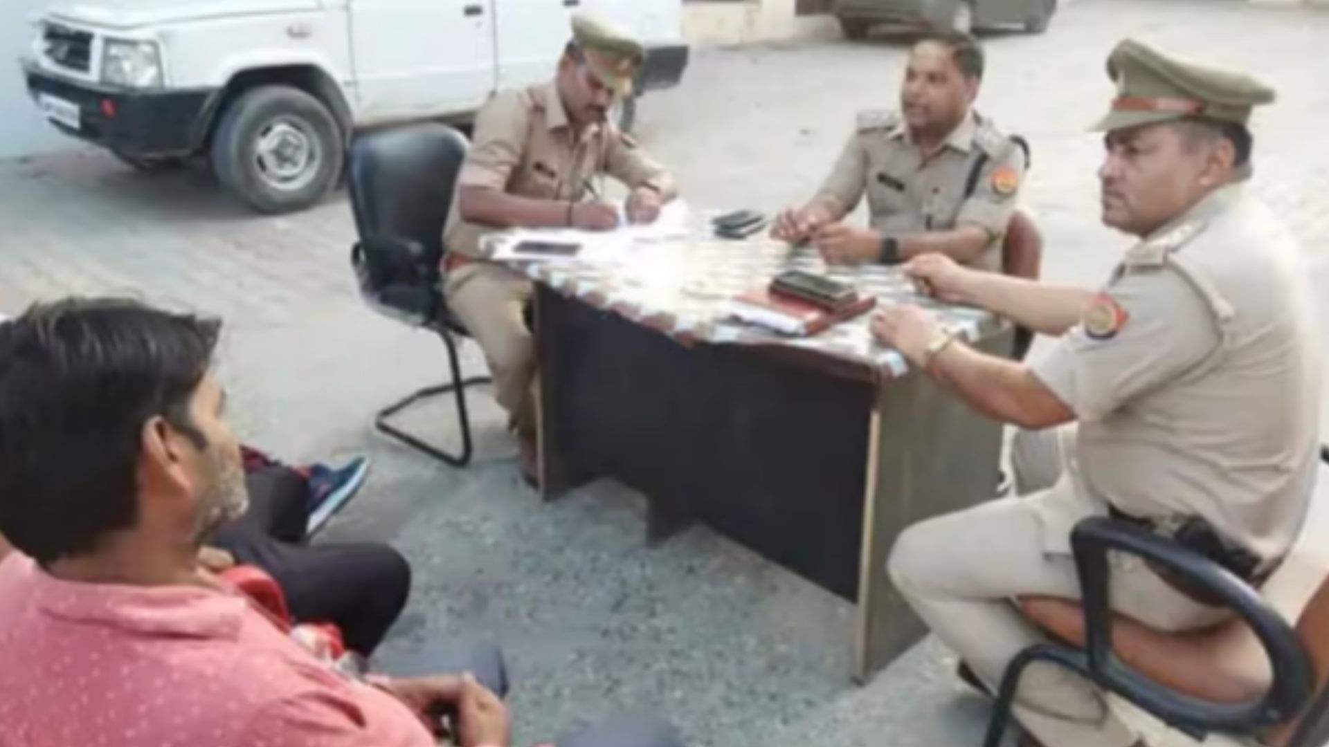 Saharanpur: Married Woman Murdered For Dowry, Accused Husband And Father-in-law Arrested - Amar ...