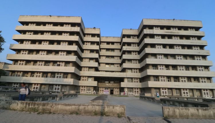 Gmch-32 Is The First Choice Of Toppers Of North India - Chandigarh News ...