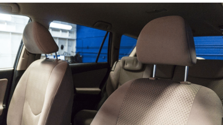 Car Headrest:कार में सिर्फ आराम के लिए ही नहीं होता हेडरेस्ट, जरूरत के ...