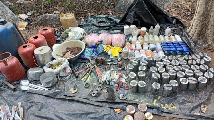 Ied Blast:आतंकियों और नक्सलियों के हाथ लगी इस विस्फोटक की तकनीक, पहले ...