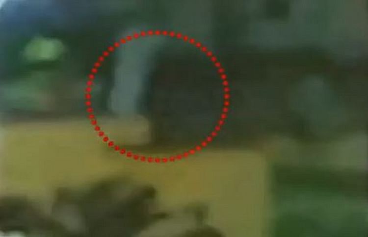 Ghosts On Roofs Of House In Vda Colony Varanasi Panic Due To Video