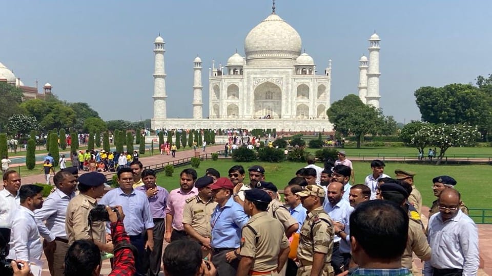 Adg Security Inspected The Security Arrangements Of Taj Mahal - Amar ...