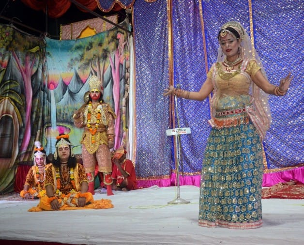 अंगद-रावण संवाद ने दर्शकों को किया मंत्रमुग्ध - Angad-ravana Dialogue ...