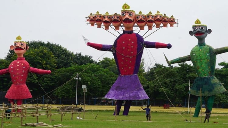 Dussehra Fair In Bareka The Effigy Of Muslim Family Has Been Built Or ...