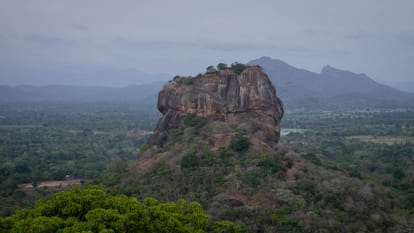 Ravana Dead Body Still Present In This Cave Srilanka Know The Mystery ...