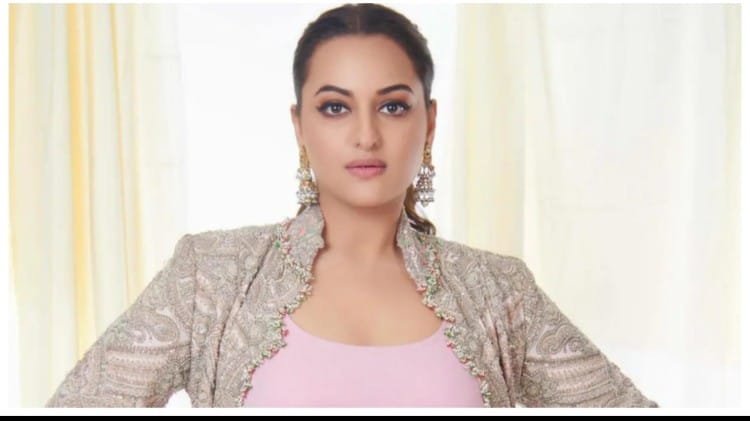 Sonakshi Sinha Broke Her Silence For The First Time She Looks Like ...