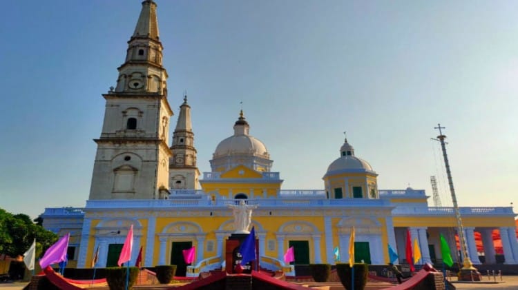 Roman Catholic Church Of Sardhana Completes 200 Years, Hera Is The ...