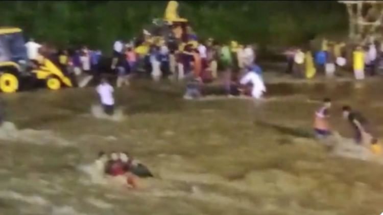 West Bengal Jalpaiguri News Several Dead And Missing Due To Flash Floods During Idol Immersion ...