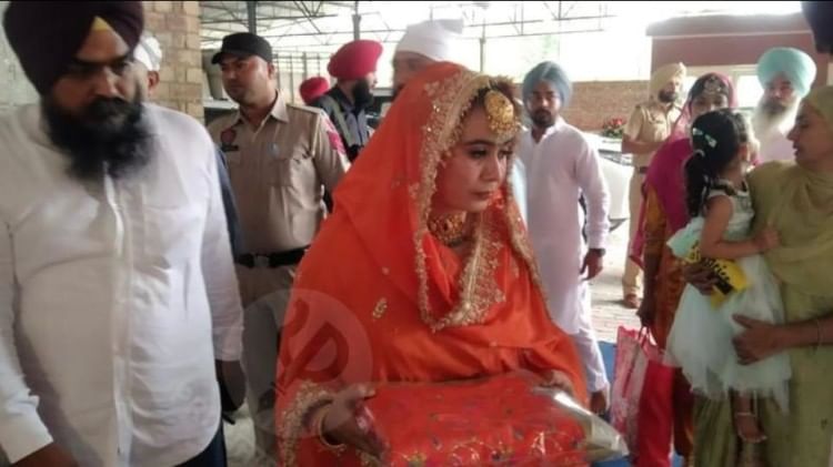 Narinder Kaur Bharaj:विवाह बंधन में बंधीं आप विधायक नरिंदर भराज, संग-संग दिखीं सीएम मान की पत्नी ...