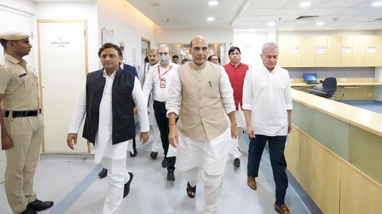 Mulayam Singh Yadav Health Update Rajnath Singh Visit Medanta Hospital ... Mulayam Singh Yadav Health Update Rajnath Singh Visit Medanta Hospital ...