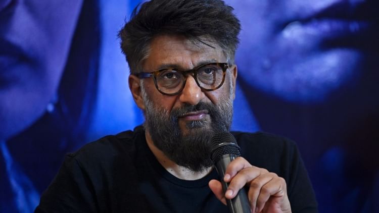 Vivek Agnihotri Reacted To Aamir Khan Kiara Advani New Ad Slammed For ...