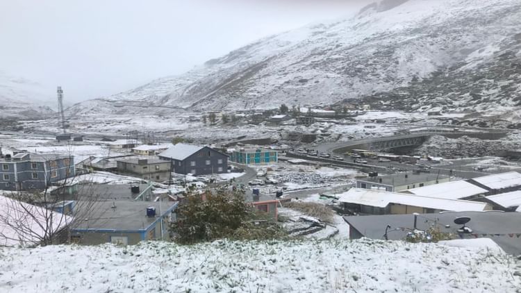 Himachal Weather, The Residential Areas Of Lahaul Including Koksar Village Covered The Snow ...