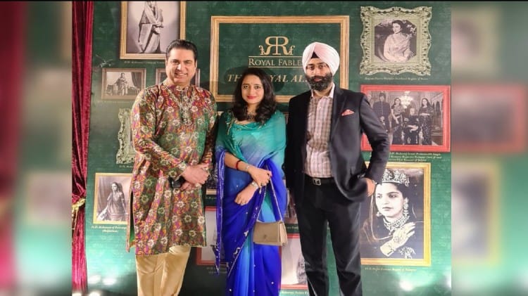 Rampur:राजघरानों की महफिल में दिखी रामपुर रियासत की शान; दिखा कला ...